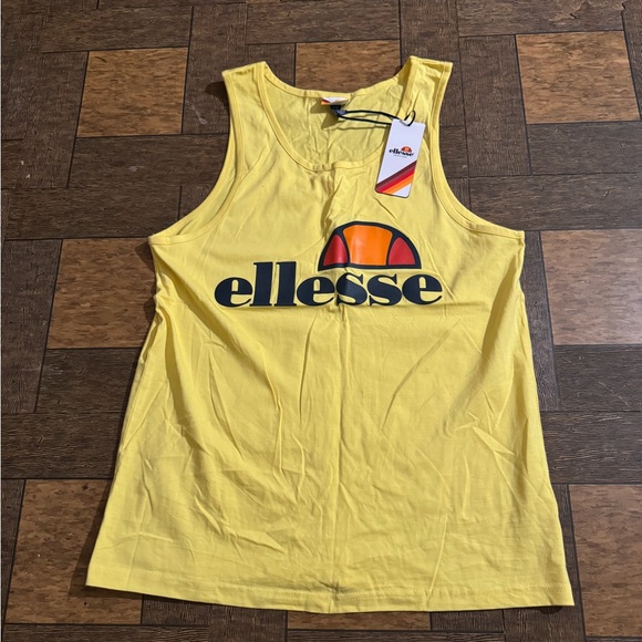 Ellesse | Shirts | Ellesse Shirt Nike Af Jordan Retro New Balance 202r ...